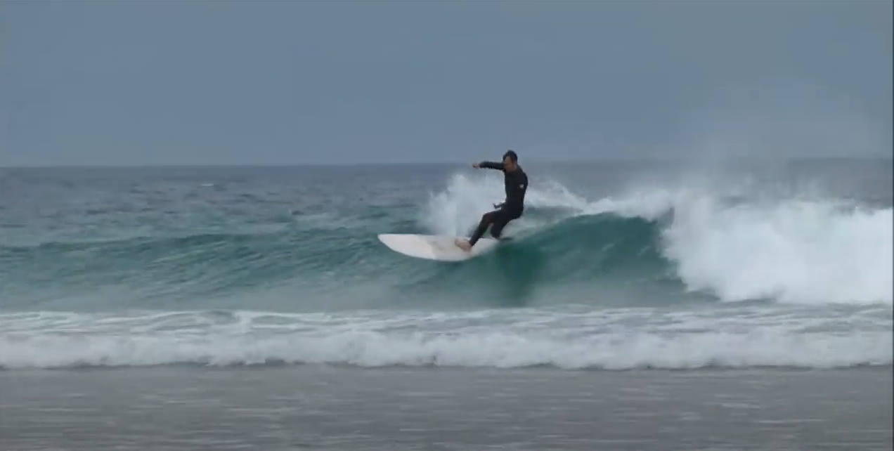 Andrew back to defend his title